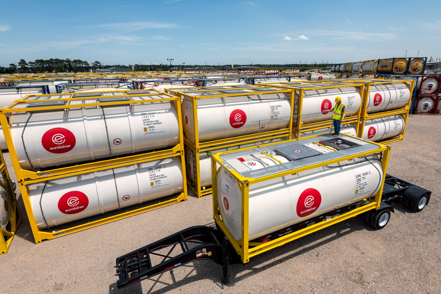 Tank containers for liquids - Eurotainer